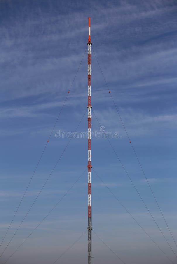 Symmetric Red White Radio Tower Stock Photos - Free & Royalty-Free ...