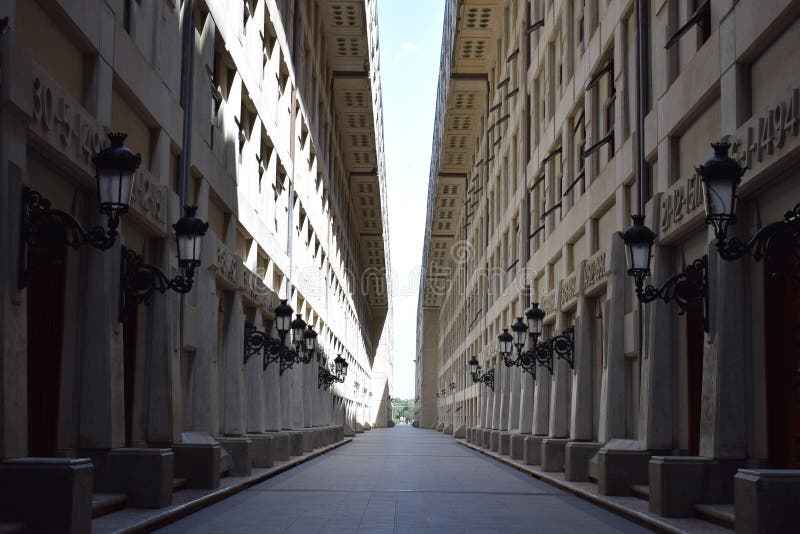 Symmetry Inside the Building Stock Image - Image of vertical ...