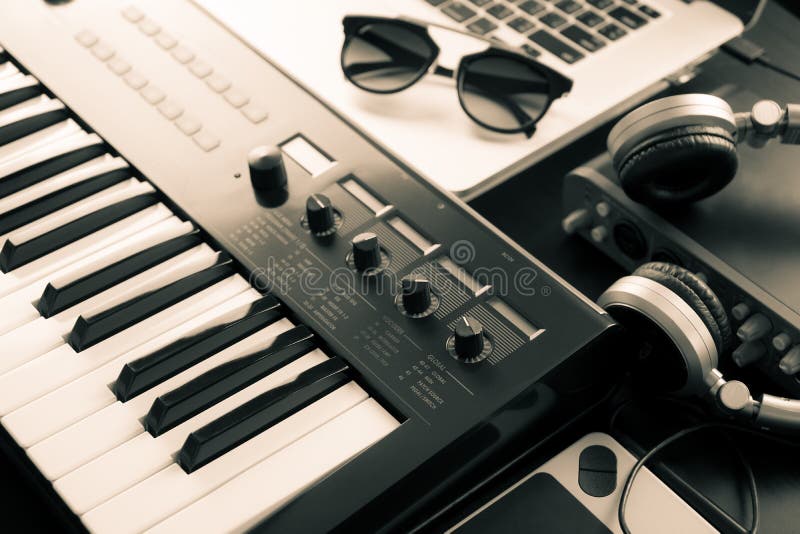 Synthesizer Keyboard on Computer Music Studio Stock Image - Image of ...
