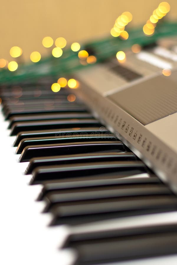 Synthesizer with lights stock image. Image of sound, keyboard - 12999011