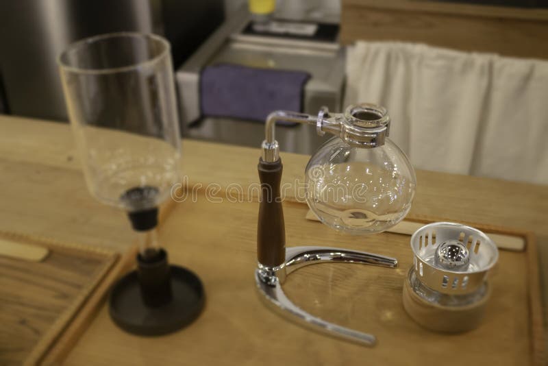 Syphon Coffee Maker in Craft Cafe Stock Image - Image of glass, heat ...