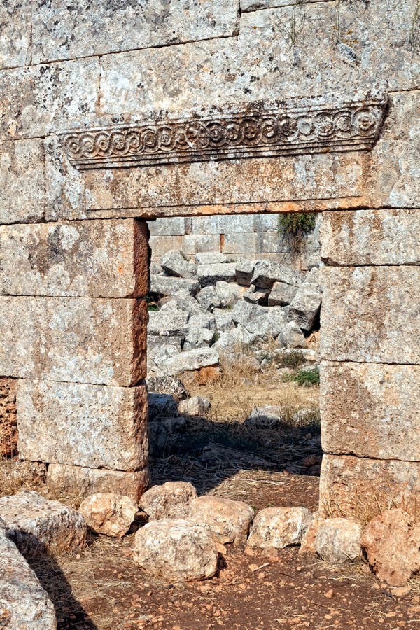 Syria - the Dead Cities stock photo. Image of site, roman - 12032644