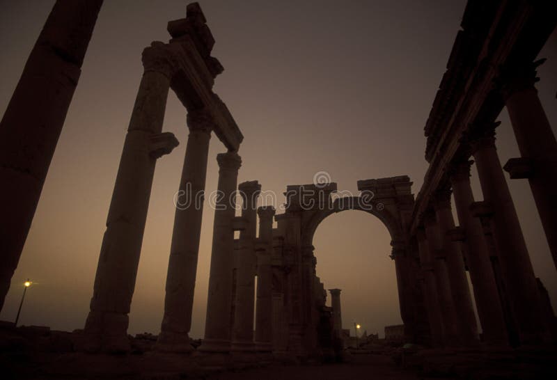 SYRIA PALMYRA ROMAN RUINS editorial image. Image of landmark - 54373005