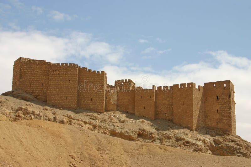 Syrien - Palmyra (Tadmor) stockfoto. Bild von grenzstein - 12145960