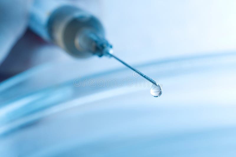 Syringe ready to injection stock photo. Image of science - 15677978