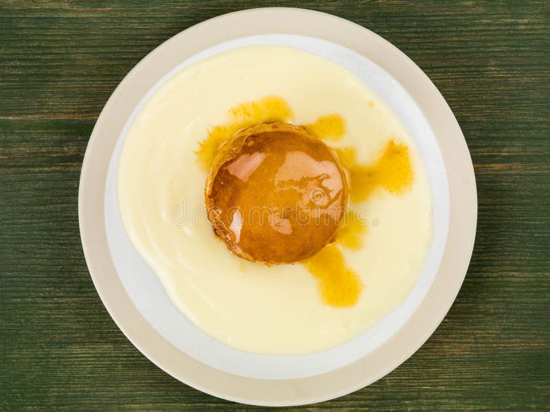 Treacle Sponge Pudding Custard Stock Photos - Free & Royalty-Free Stock ...