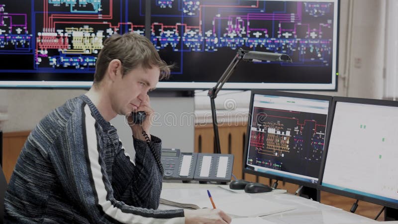 80+ Computer control room Free Stock Photos - StockFreeImages