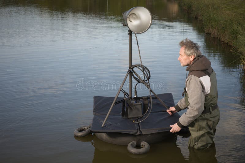 System of Floating Light Stand with Folding Platform for on Water ...
