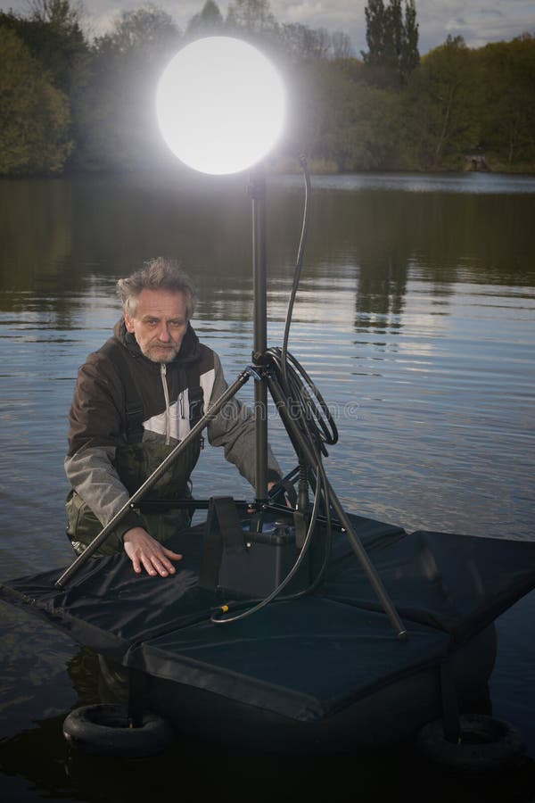 System of Floating Light Stand with Folding Platform for on Water ...