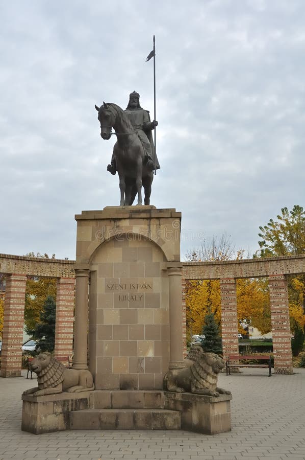 St. Istvan Kiraly statue stock photo. Image of stone - 54712768