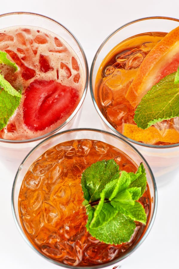 Té fresco y frío foto de archivo. Imagen de fruta, refresco - 35355408