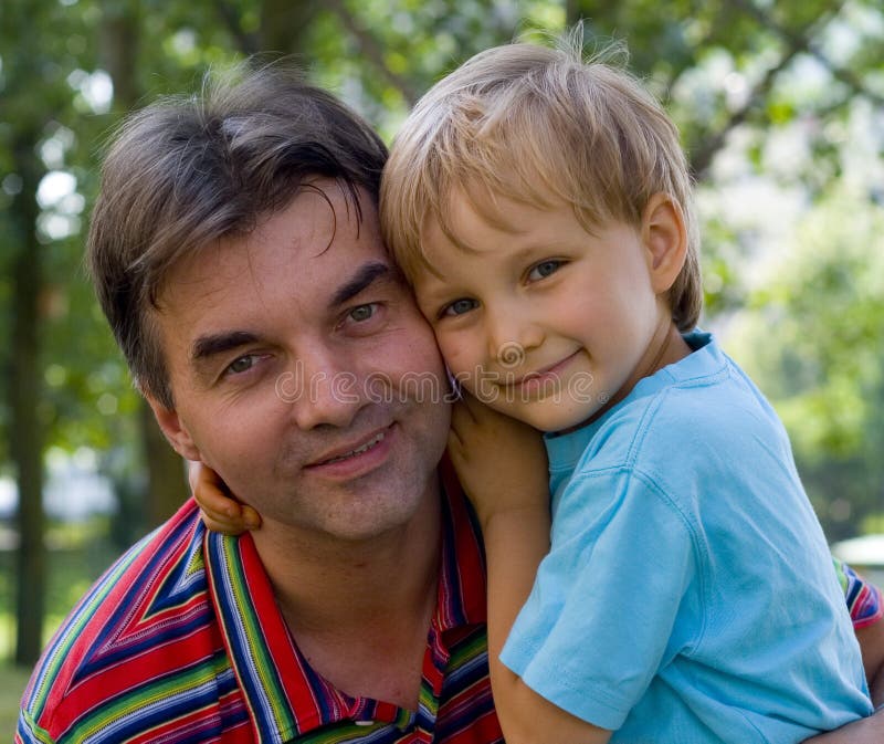 Tío Y Sobrino Cariñosos Foto de archivo - Imagen: 1632510