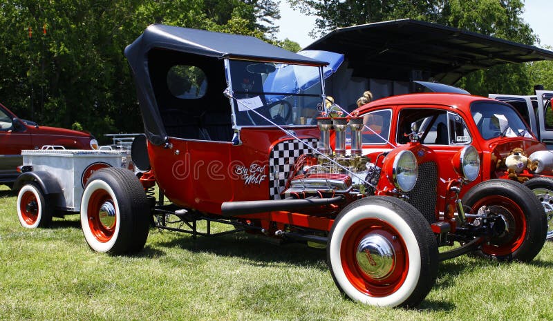 T-Bucket and trailer editorial stock image. Image of antique - 25757679