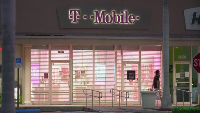 T Mobile Store Closed after Hours at Night Stock Footage - Video of ...