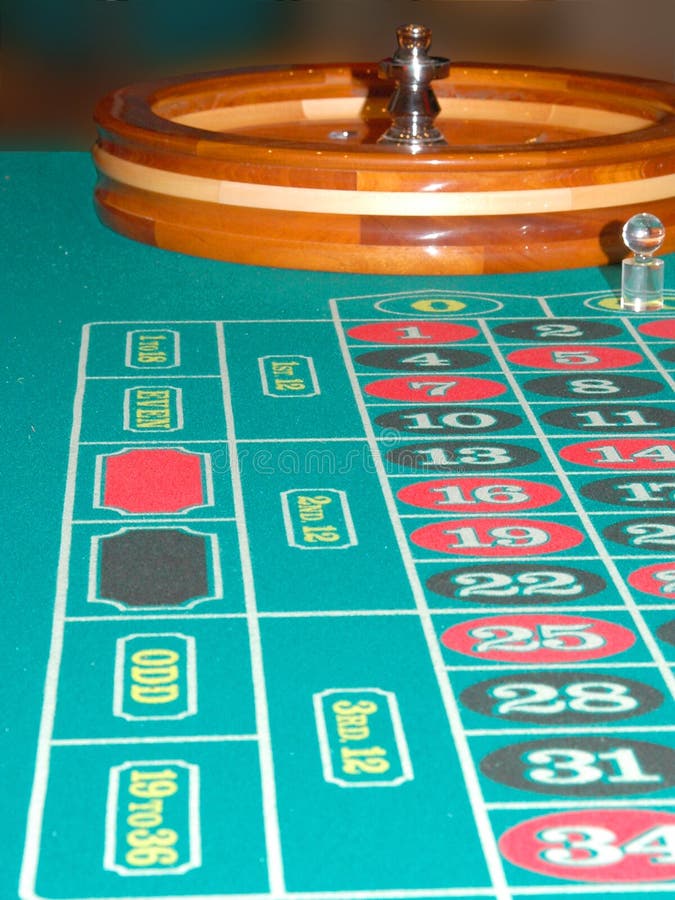 Tabella delle roulette immagine stock. Immagine di congressi - 169543