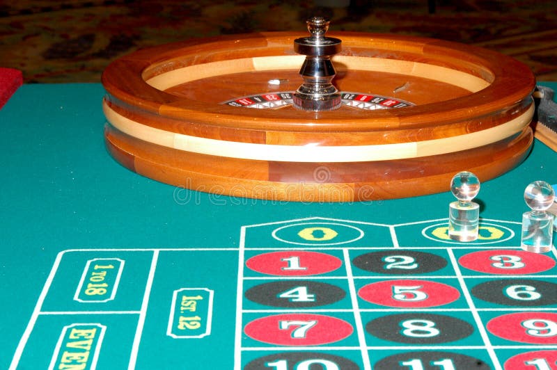 Tabella delle roulette immagine stock. Immagine di congressi - 169543