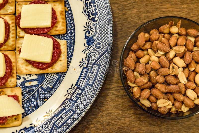 Tabla De La Carne Fría En La Vida Imagen de archivo - Imagen de ...