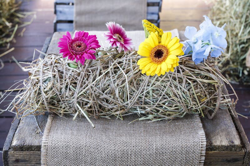 Table Decoration with Hay and Flowers Stock Photo - Image of natural ...
