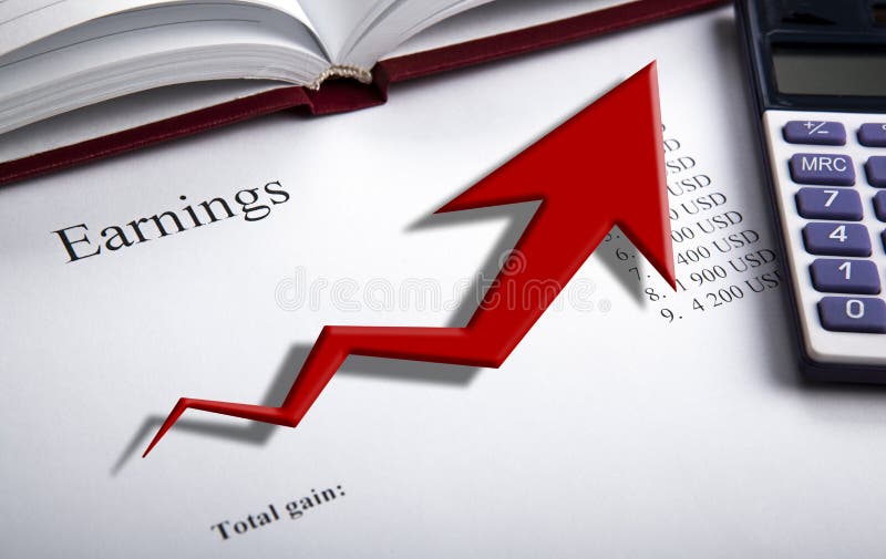 Table with Earnings with Digits, Calculator and Diagram Stock ...