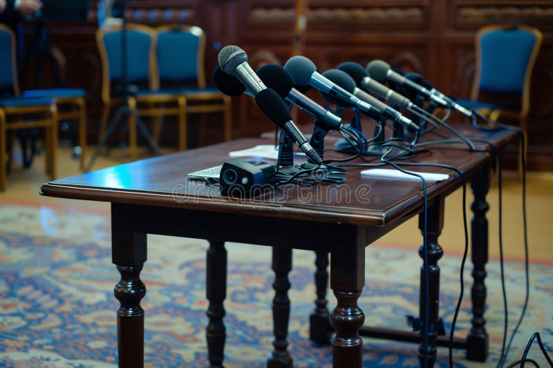 Table with Microphones for the Press Conference Stock Illustration ...