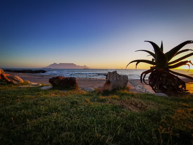 Table Mountain Cape Town Sunset Stock Image - Image of outdoors ...