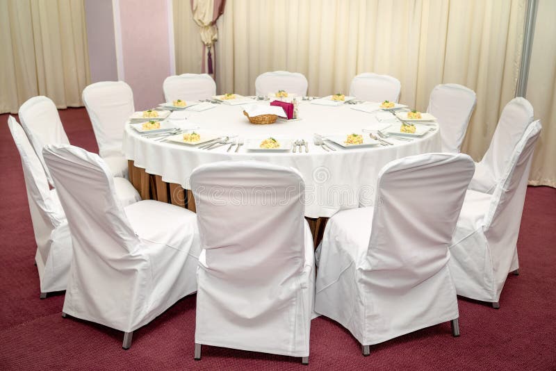 25,579 Round Dining Table Stock Photos - Free & Royalty-Free Stock ...