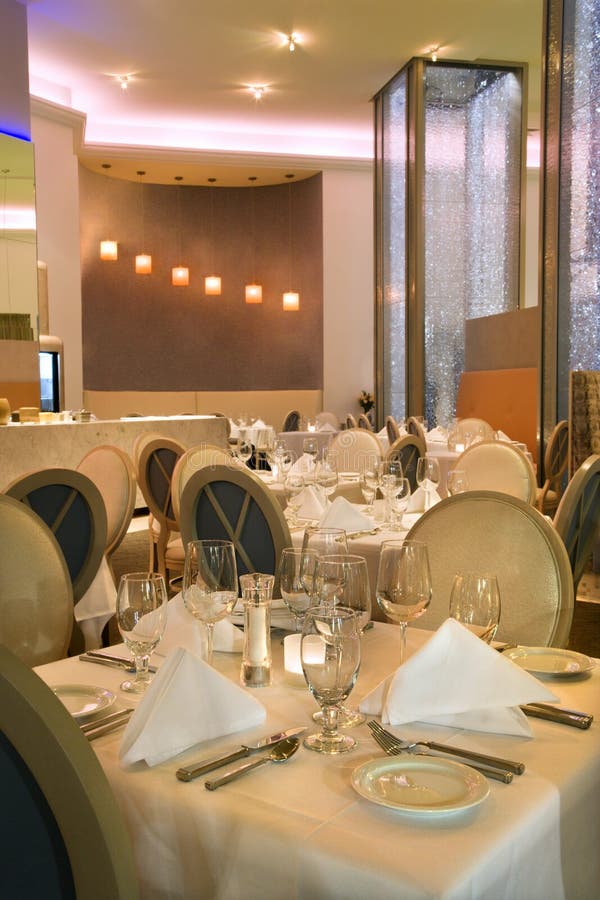 Place Settings on Dining Table Stock Photo - Image of fine, place: 12753656