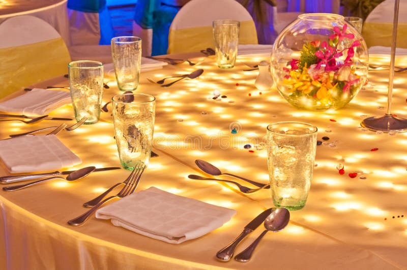 Table ready for customers stock image. Image of food - 21385295