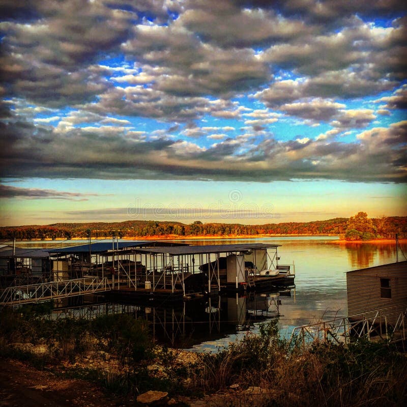 Table Rock Lake Sunset stock image. Image of sunset, reflection - 71591021