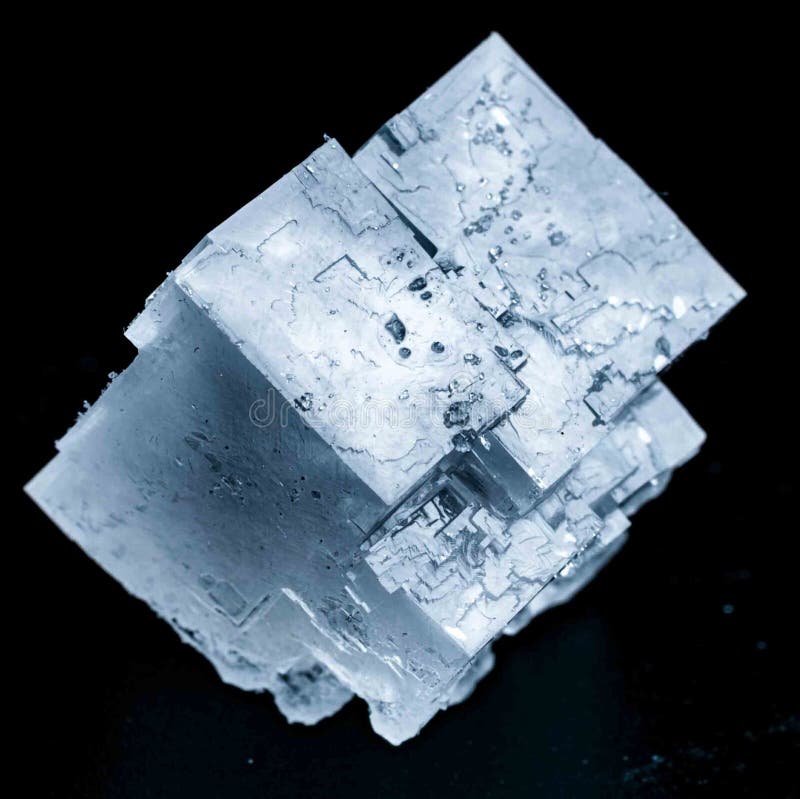 Table Salt Crystal Under a Microscope Stock Photo - Image of kitchen ...