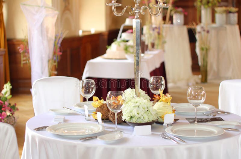 Table Set for a Wedding Dinner Stock Photo - Image of event, banquet ...