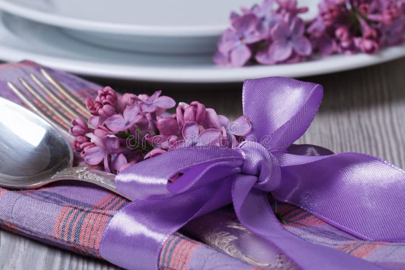 Table Setting Decorated with Fragrant Lilac Flowers Stock Image - Image ...