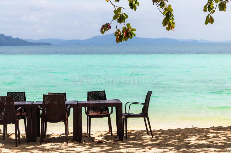 Table Setting at Tropical Beach Restaurant Stock Photo - Image of rest ...