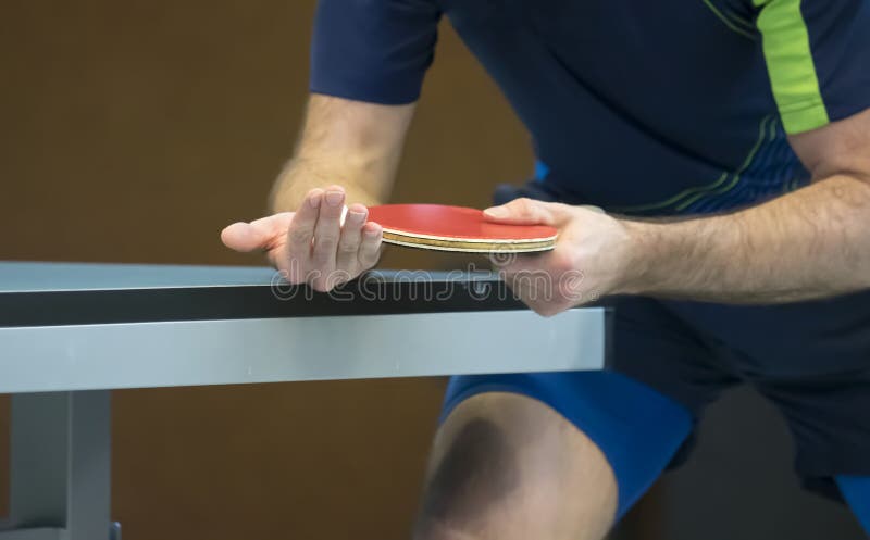 Table Tennis Player Serving Stock Image - Image of serve, olympic: 70709181