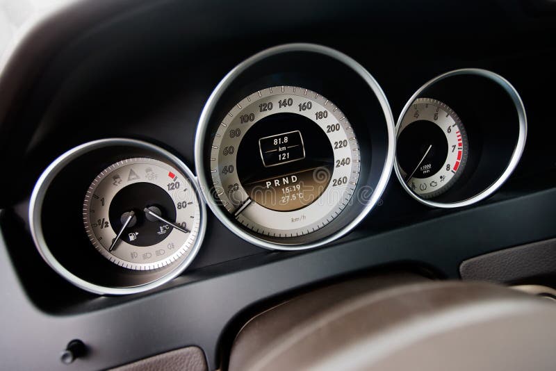 Tablero De Instrumentos Auto Del Control De Velocidad Imagen de archivo ...