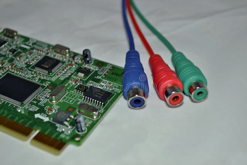 Tablero De PC Y Terminales Coloreados De Los Cables Imagen de archivo ...