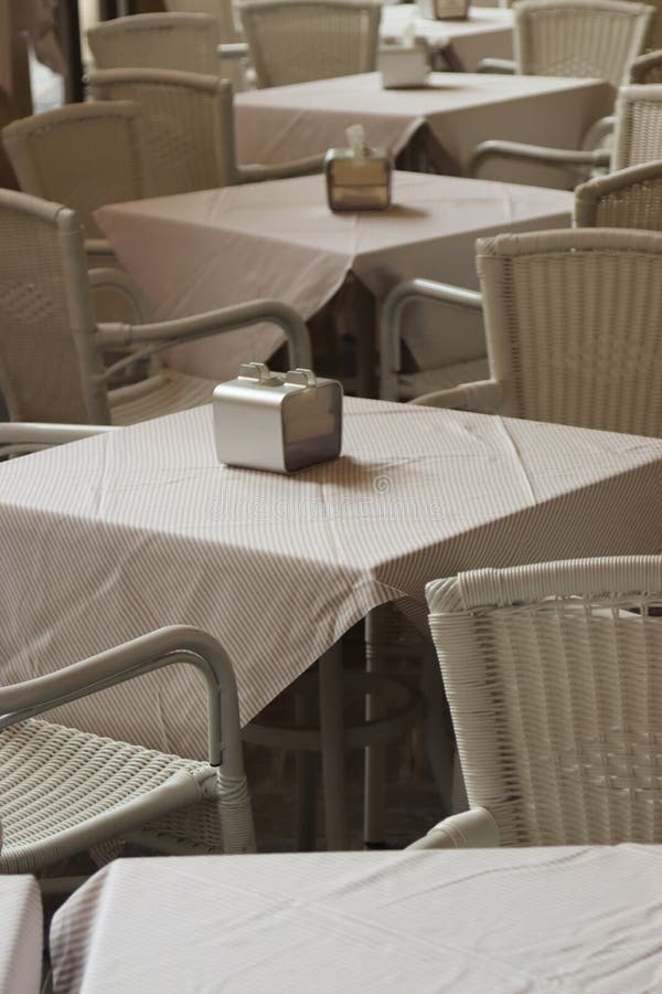 Group Dining Table Clipart Stock Photos - Free & Royalty-Free Stock ...