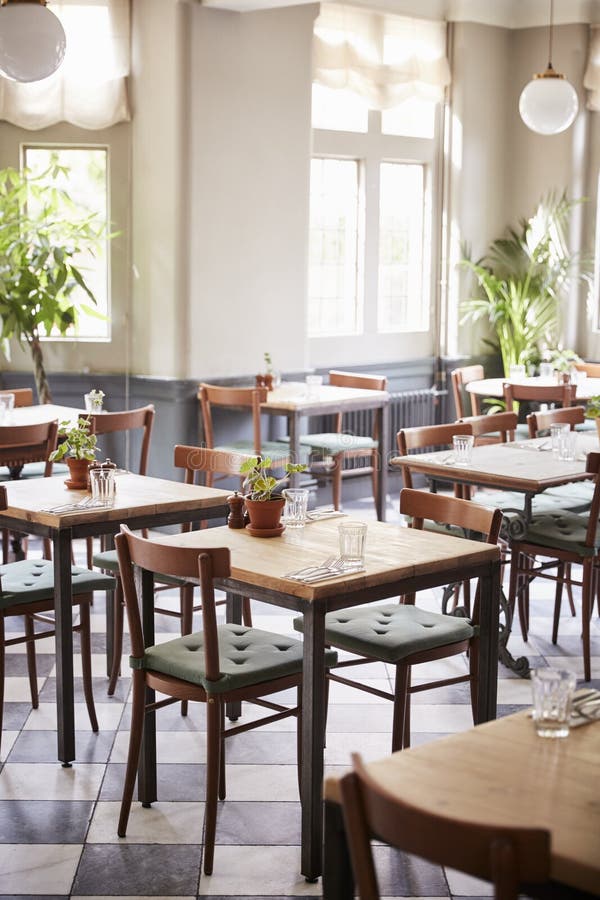 16,902 Restaurant Empty Tables Stock Photos - Free & Royalty-Free Stock ...