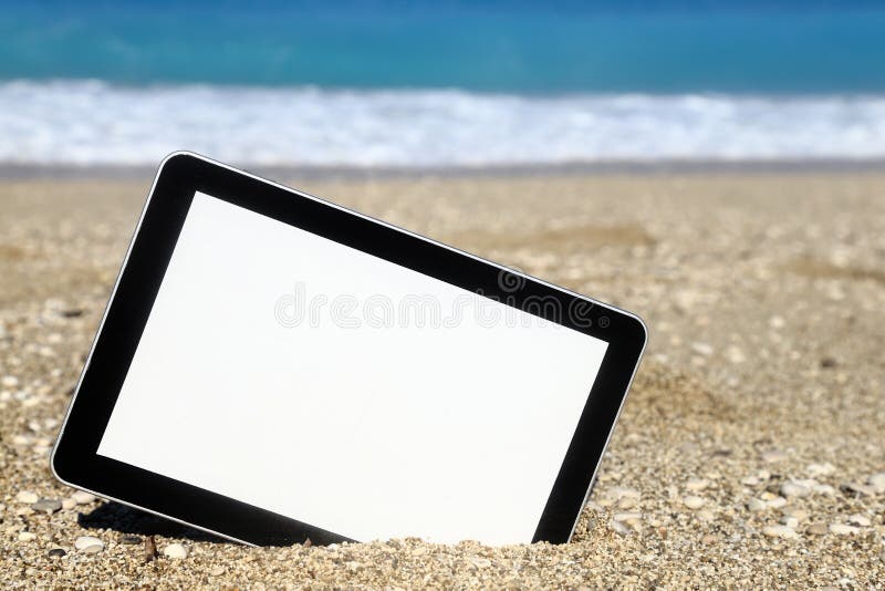 Tablet-Computer Auf Dem Strand Stockfoto - Bild von auflage, schulen ...