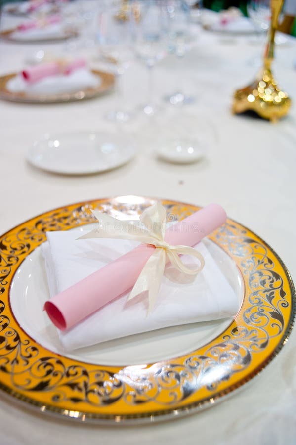 Tableware, Kitchen Utensils, Stock Photo - Image of wobble, white: 34443408