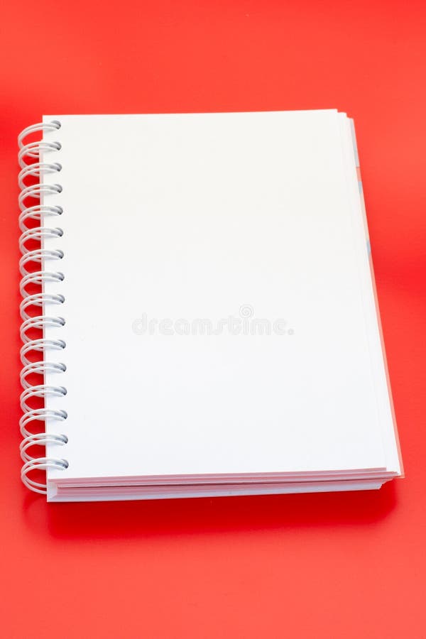 Taccuino bianco fotografia stock. Immagine di gestore, diario - 736876