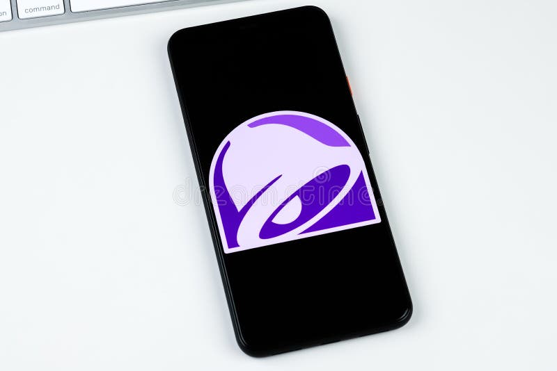 Taco Bell App Logo on a Smartphone Screen. Editorial Photo - Image of ...
