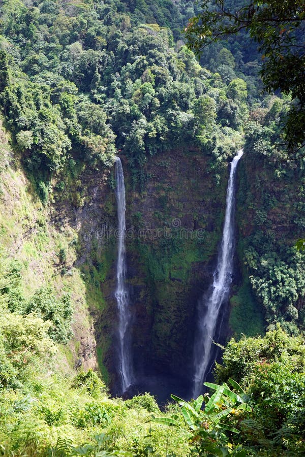 The Tad Fane Waterfall, on the Bolaven Plateau in Laos. High Twin ...
