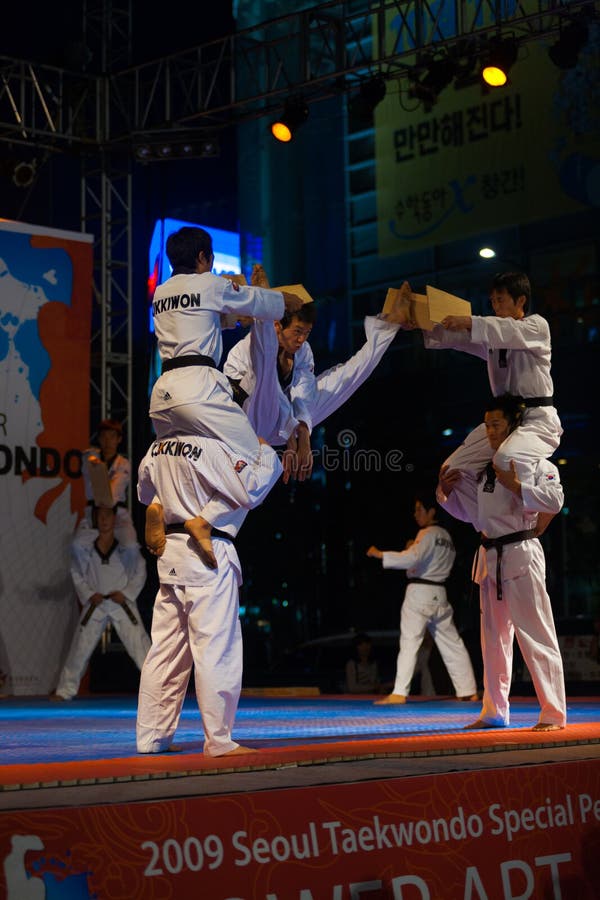 Taekwondo Double Kick Mid-Air Breaking Boards Editorial Stock Photo ...