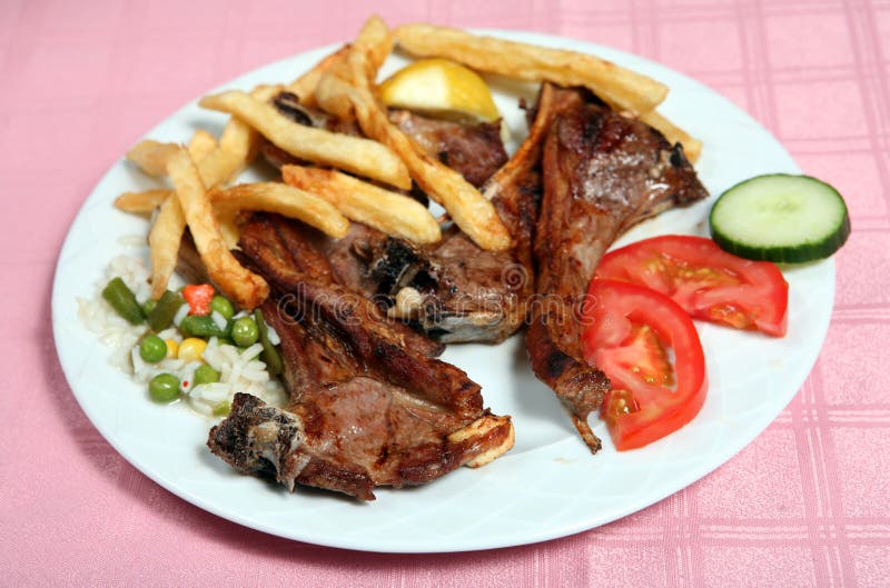 Tagli Di Agnello Cotti Taverna Greco Immagine Stock - Immagine di ...