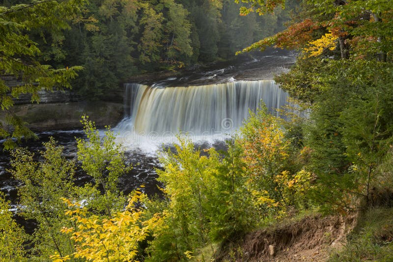 Ausable Chasm Waterfall stock image. Image of chasm, leaves - 35958345