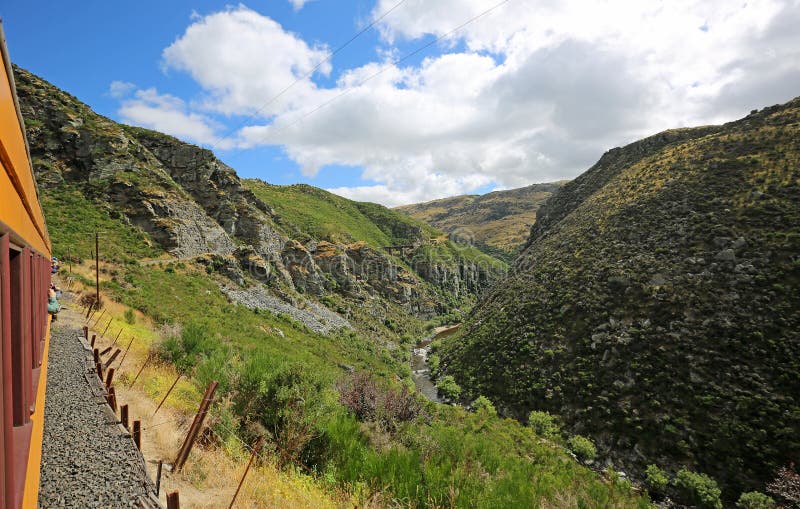 Taieri gorge train stock image. Image of mountains, attraction - 101899353