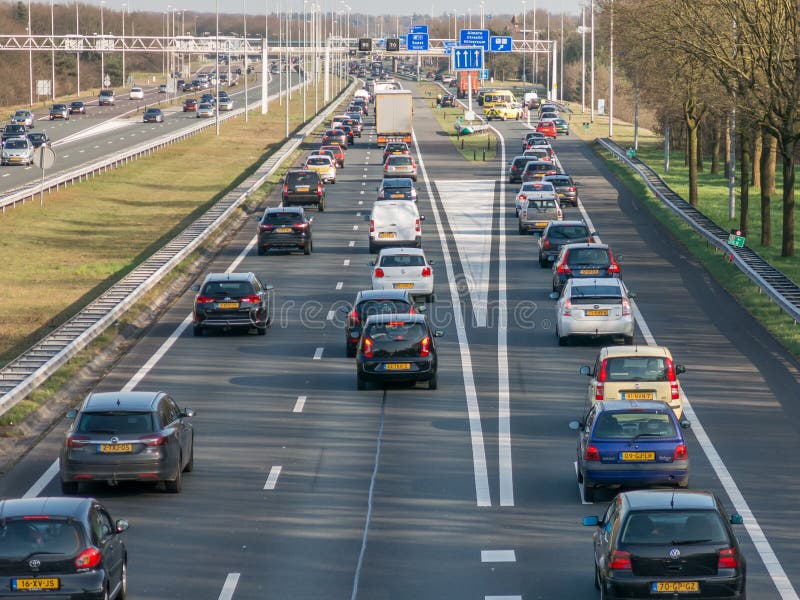 Freeway Traffic and Route Information in the Netherlands Editorial ...