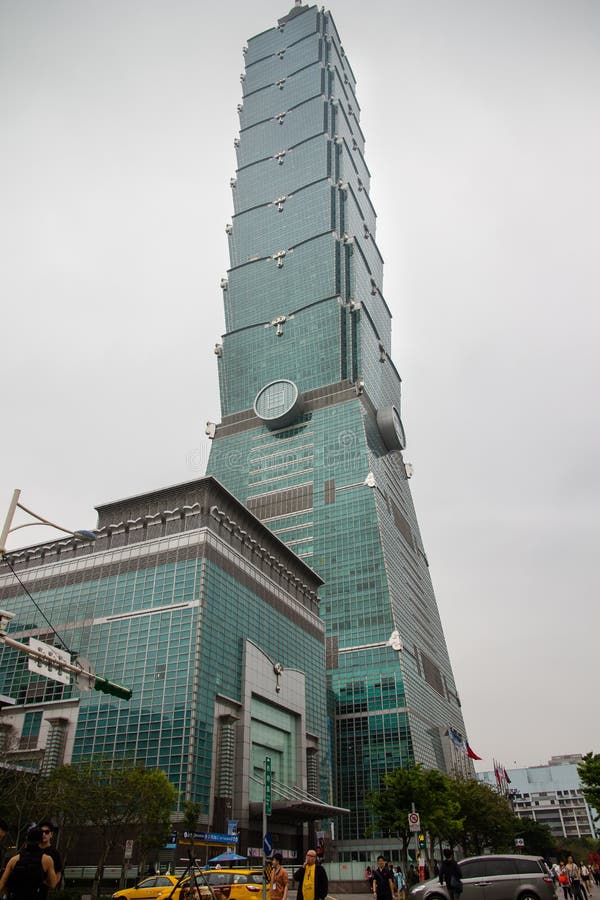 Taipei 101 building editorial stock image. Image of tallest - 98347069