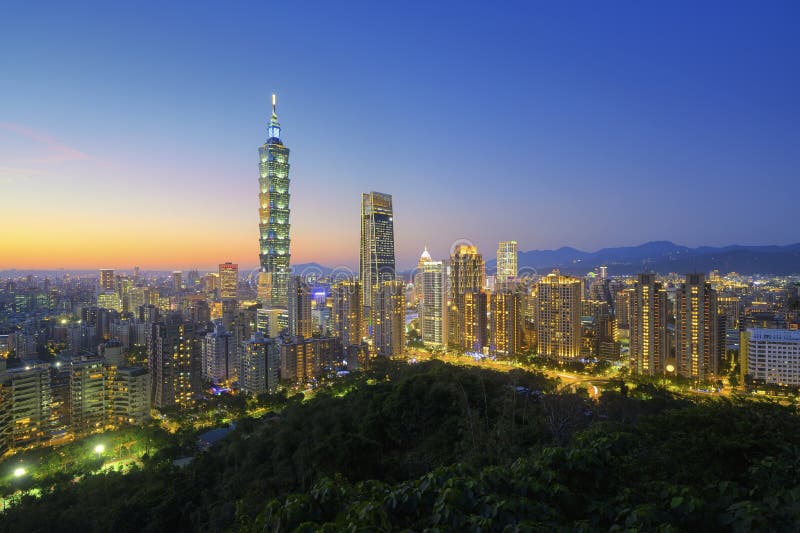 Taipei City Skyline View from Elephant Mountain at Dawn Stock Image ...